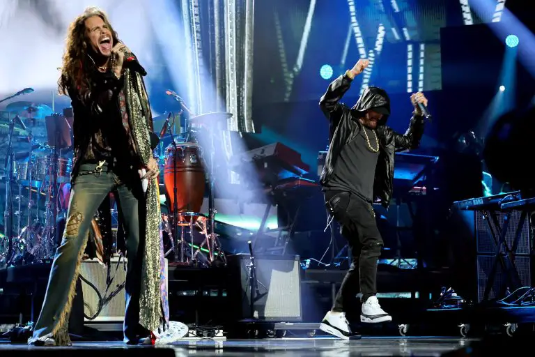 Eminem Performs With Aerosmiths Steven Tyler And Ed Sheeran At Rock Hall